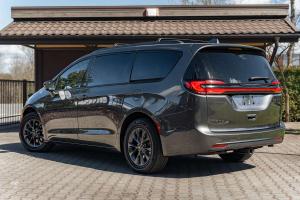 Chrysler Pacifica 2022 Klaipėda, ar dzinēja tilpumu 3.61 L un nobraukumu 167 tūkst. km par 22999 €, foto 5 vietnē AUTOMOTO.COM.LV