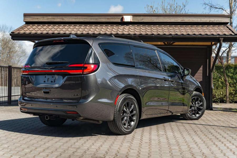 Chrysler Pacifica 2022 Klaipėda, ar dzinēja tilpumu 3.61 L un nobraukumu 167 tūkst. km par 22999 €, foto 6 vietnē AUTOMOTO.COM.LV