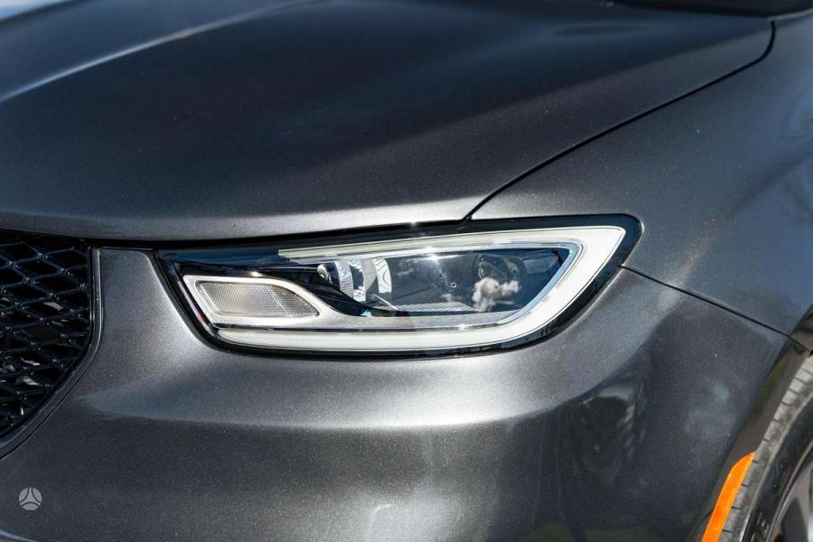 Chrysler Pacifica 2022 Klaipėda, ar dzinēja tilpumu 3.61 L un nobraukumu 167 tūkst. km par 22999 €, foto 16 vietnē AUTOMOTO.COM.LV