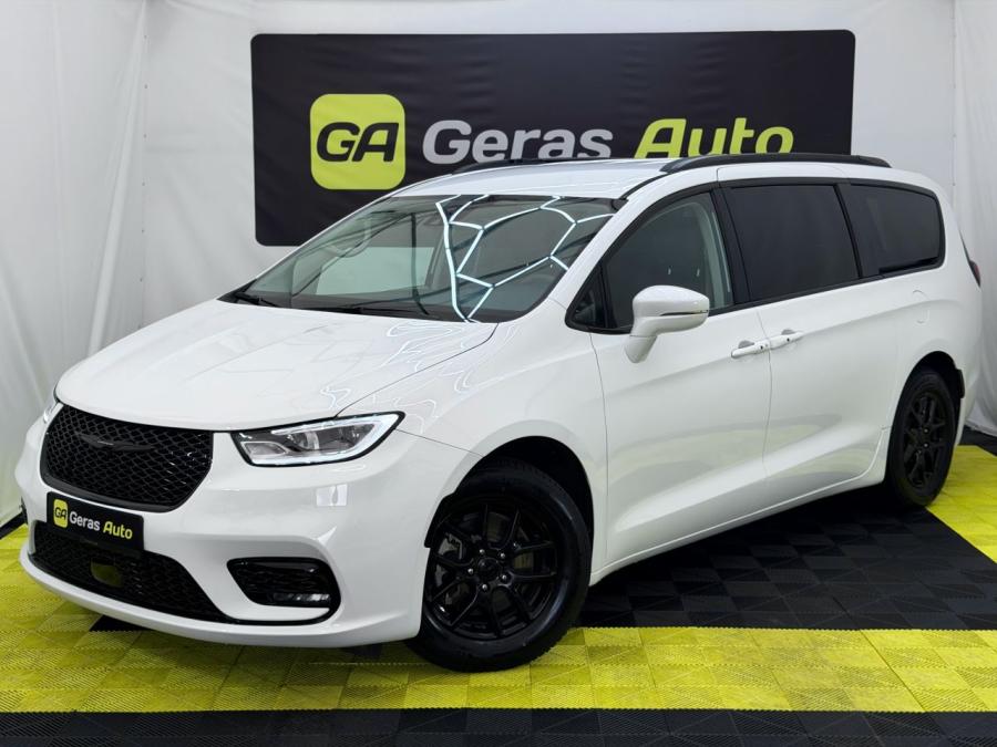Chrysler Pacifica 2022 Viļņa, ar dzinēja tilpumu 0.00 L un nobraukumu 0 tūkst. km par 25990 €, foto 2 vietnē AUTOMOTO.COM.LV