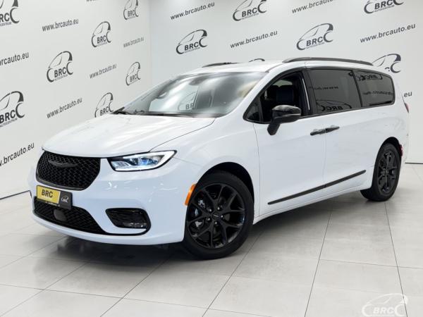 Chrysler Pacifica 2023 in Vilnius, with an engine capacity of 3.60 L and mileage of 22 thousand km for 27900 €, photo 1 on AUTOMOTO.COM.LV