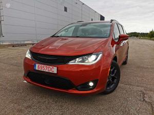 Oranžs Chrysler Pacifica 2018 Panevēža, ar dzinēja tilpumu 3.61 L un nobraukumu 204 tūkst. km par 18500 €, foto 3 vietnē AUTOMOTO.COM.LV