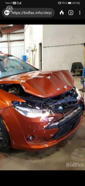 Oranžs Chrysler Pacifica 2018 Panevēža, ar dzinēja tilpumu 3.61 L un nobraukumu 204 tūkst. km par 18500 €, foto 31 vietnē AUTOMOTO.COM.LV