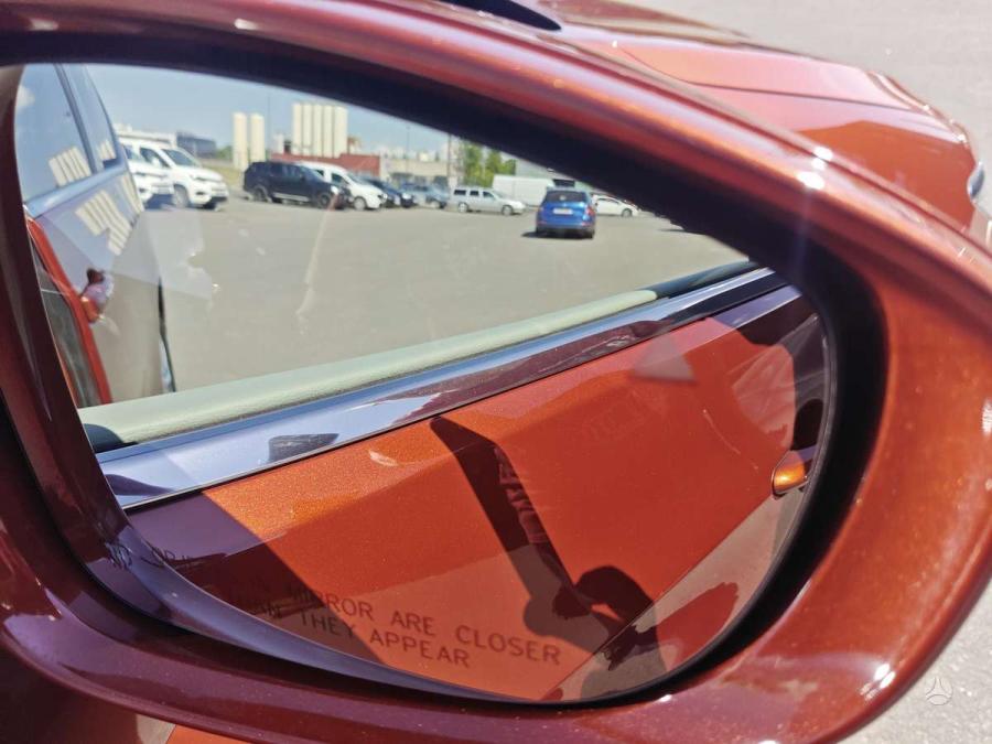 Oranžs Chrysler Pacifica 2018 Kauņa, ar dzinēja tilpumu 3.61 L un nobraukumu 143 tūkst. km par 14600 €, foto 11 vietnē AUTOMOTO.COM.LV