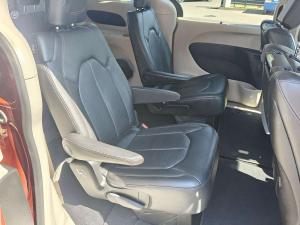 Oranžs Chrysler Pacifica 2018 Kauņa, ar dzinēja tilpumu 3.61 L un nobraukumu 143 tūkst. km par 14600 €, foto 15 vietnē AUTOMOTO.COM.LV