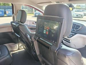 Oranžs Chrysler Pacifica 2018 Kauņa, ar dzinēja tilpumu 3.61 L un nobraukumu 143 tūkst. km par 14600 €, foto 16 vietnē AUTOMOTO.COM.LV