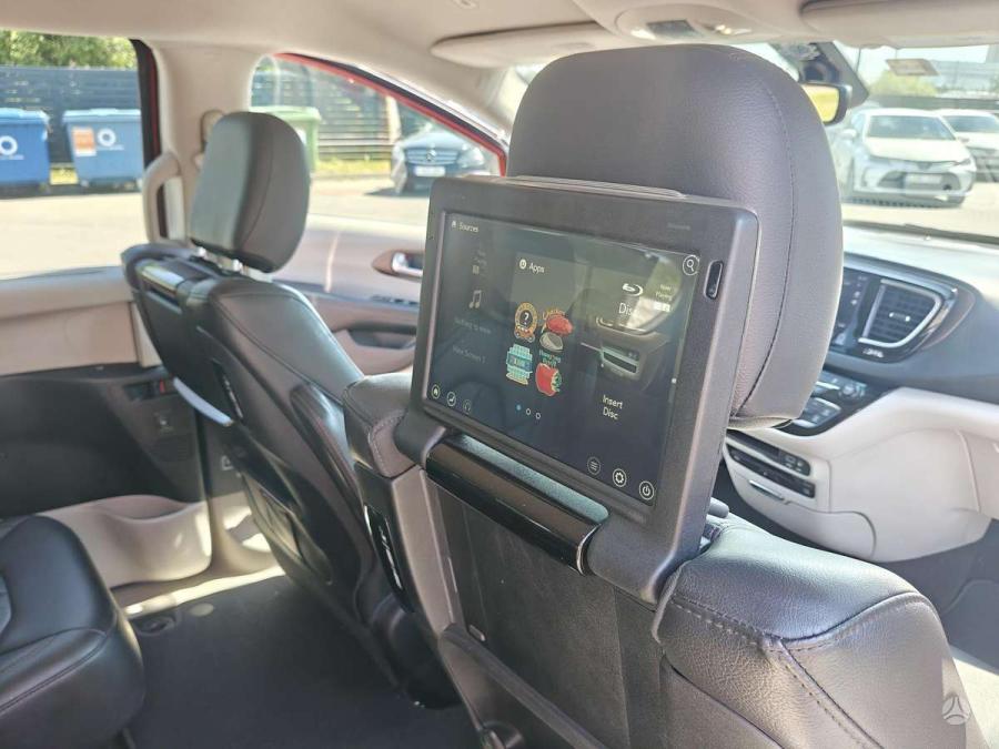 Oranžs Chrysler Pacifica 2018 Kauņa, ar dzinēja tilpumu 3.61 L un nobraukumu 143 tūkst. km par 14600 €, foto 16 vietnē AUTOMOTO.COM.LV