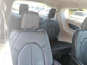 Oranžs Chrysler Pacifica 2018 Kauņa, ar dzinēja tilpumu 3.61 L un nobraukumu 143 tūkst. km par 14600 €, foto 24 vietnē AUTOMOTO.COM.LV