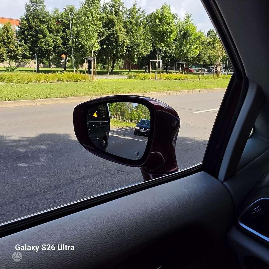 Sarkans Chrysler Pacifica 2017 Klaipėda, ar dzinēja tilpumu 3.60 L un nobraukumu 84 tūkst. km par 14000 €, foto 6 vietnē AUTOMOTO.COM.LV