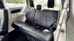 Sarkans Chrysler Pacifica 2017 Radviliškis, ar dzinēja tilpumu 3.60 L un nobraukumu 165 tūkst. km par 13950 €, foto 29 vietnē AUTOMOTO.COM.LV