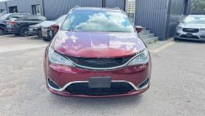 Red Chrysler Pacifica 2017 in Ukmerge, with an engine capacity of 3.61 L and mileage of 238 thousand km for 7700 €, photo 3 on AUTOMOTO.COM.LV