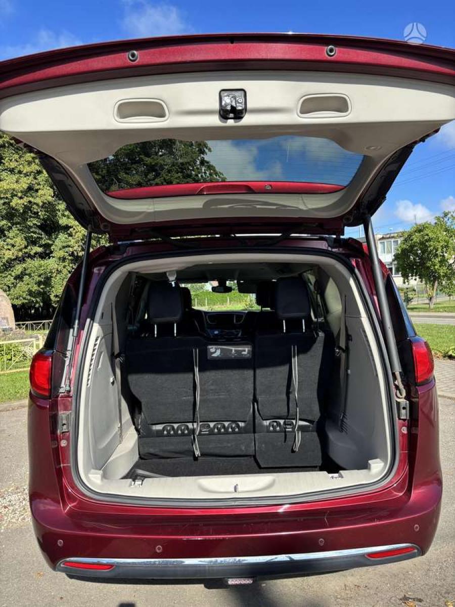 Sarkans Chrysler Pacifica 2017 Kėdainiai, ar dzinēja tilpumu 0.00 L un nobraukumu 225 tūkst. km par 12200 €, foto 7 vietnē AUTOMOTO.COM.LV