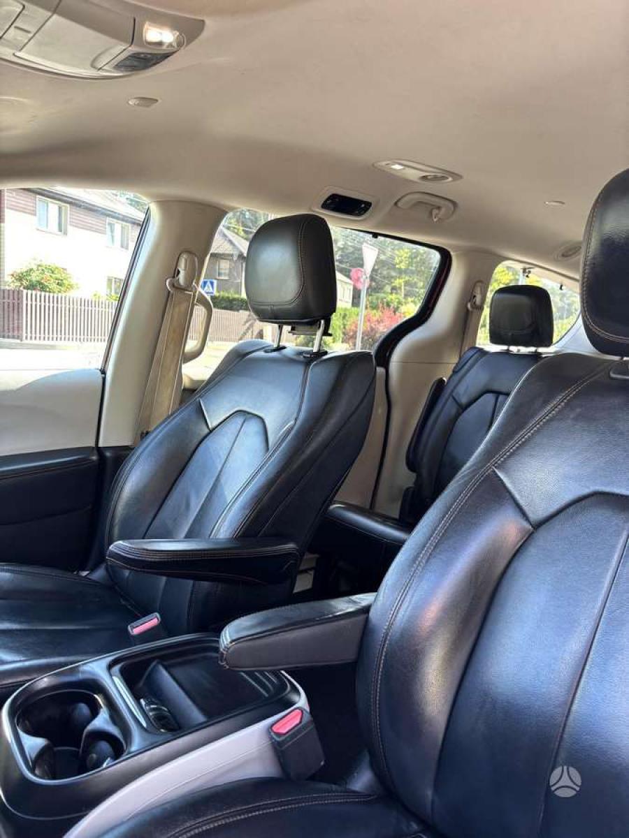 Sarkans Chrysler Pacifica 2017 Kėdainiai, ar dzinēja tilpumu 0.00 L un nobraukumu 225 tūkst. km par 12200 €, foto 14 vietnē AUTOMOTO.COM.LV