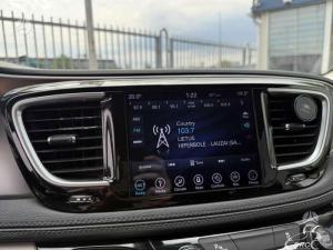 Sarkans Chrysler Pacifica 2018 Gargždai, ar dzinēja tilpumu 3.60 L un nobraukumu 213 tūkst. km par 15000 €, foto 14 vietnē AUTOMOTO.COM.LV
