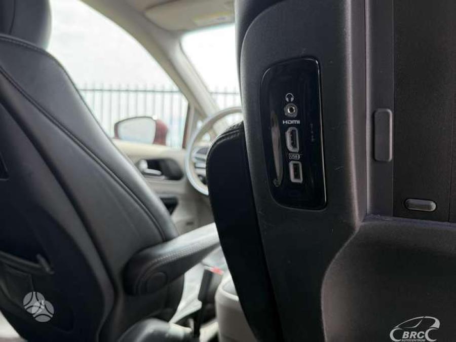 Sarkans Chrysler Pacifica 2018 Gargždai, ar dzinēja tilpumu 3.60 L un nobraukumu 213 tūkst. km par 15000 €, foto 28 vietnē AUTOMOTO.COM.LV