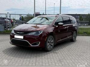 Sarkans Chrysler Pacifica 2018 Gargždai, ar dzinēja tilpumu 3.60 L un nobraukumu 213 tūkst. km par 15000 €, foto 36 vietnē AUTOMOTO.COM.LV