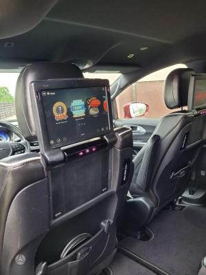 Red Chrysler Pacifica 2019 in Telschi, with an engine capacity of 3.61 L and mileage of 196 thousand km for 17700 €, photo 16 on AUTOMOTO.COM.LV
