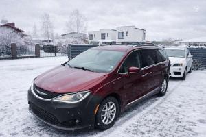 Sarkans Chrysler Pacifica 2020 Kauņa, ar dzinēja tilpumu 3.61 L un nobraukumu 320 tūkst. km par 6600 €, foto 2 vietnē AUTOMOTO.COM.LV