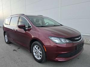 Red Chrysler Pacifica 2020 in Siauliai, with an engine capacity of 3.61 L and mileage of 229 thousand km for 9900 €, photo 9 on AUTOMOTO.COM.LV