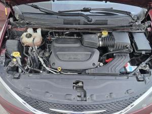 Red Chrysler Pacifica 2020 in Siauliai, with an engine capacity of 3.61 L and mileage of 229 thousand km for 9900 €, photo 20 on AUTOMOTO.COM.LV