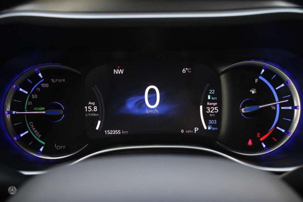 Sarkans Chrysler Pacifica 2021 Viļņa, ar dzinēja tilpumu 3.61 L un nobraukumu 152 tūkst. km par 25900 €, foto 7 vietnē AUTOMOTO.COM.LV