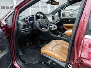 Красный Крайслер Пасифик 2023 в Таллин, объемом двигателя 3.60 л и пробегом 79 тыс. км за 44900 €, фото 15 на AUTOMOTO.COM.LV