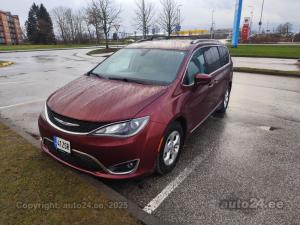 Chrysler Pacifica 2017 in Tallinn, with an engine capacity of 3.60 L and mileage of 219 thousand km for 13000 €, photo  on AUTOMOTO.COM.LV
