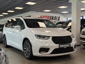 Chrysler Pacifica 2021 Klaipėda, ar dzinēja tilpumu 3.61 L un nobraukumu 148 tūkst. km par 22750 €, foto 4 vietnē AUTOMOTO.COM.LV
