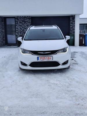 Balts Chrysler Pacifica 2018 Kauņa, ar dzinēja tilpumu 3.61 L un nobraukumu 222 tūkst. km par 14000 €, foto 4 vietnē AUTOMOTO.COM.LV