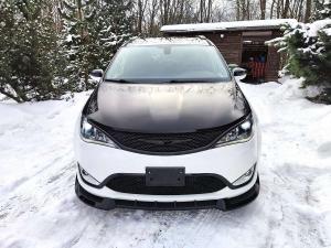 White Chrysler Pacifica 2018 in Kaunas, with an engine capacity of 3.61 L and mileage of 237 thousand km for 13800 €, photo 2 on AUTOMOTO.COM.LV