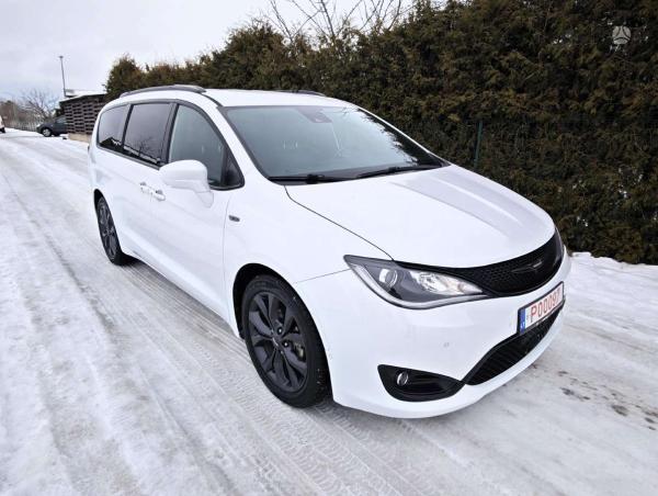 Balts Chrysler Pacifica 2018 Kauņa, ar dzinēja tilpumu 3.61 L un nobraukumu 224 tūkst. km par 16400 €, foto 7 vietnē AUTOMOTO.COM.LV