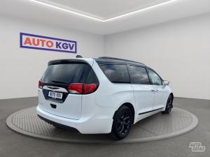 Balts Chrysler Pacifica 2018 Kauņa, ar dzinēja tilpumu 3.60 L un nobraukumu 237 tūkst. km par 14999 €, foto 6 vietnē AUTOMOTO.COM.LV