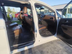 Balts Chrysler Pacifica 2018 Kauņa, ar dzinēja tilpumu 3.61 L un nobraukumu 217 tūkst. km par 16500 €, foto 11 vietnē AUTOMOTO.COM.LV