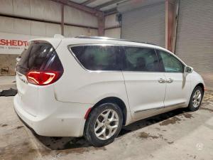 White Chrysler Pacifica 2018 in Kaunas, with an engine capacity of 3.61 L and mileage of 228 thousand km for 9000 €, photo 3 on AUTOMOTO.COM.LV