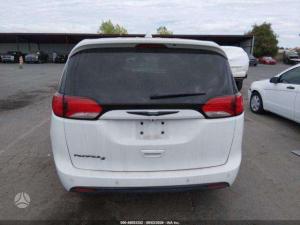 Balts Chrysler Pacifica 2018 Klaipėda, ar dzinēja tilpumu 3.61 L un nobraukumu 154 tūkst. km par 3000 €, foto 18 vietnē AUTOMOTO.COM.LV