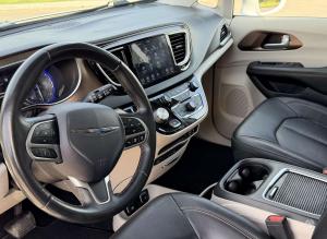 Balts Chrysler Pacifica 2018 Kauņa, ar dzinēja tilpumu 3.61 L un nobraukumu 220 tūkst. km par 14800 €, foto 38 vietnē AUTOMOTO.COM.LV