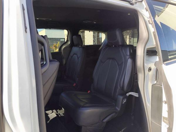 Белый Крайслер Пасифик 2018 в Каунас, объемом двигателя 3.61 л и пробегом 167 тыс. км за 14200 €, фото 8 на AUTOMOTO.COM.LV