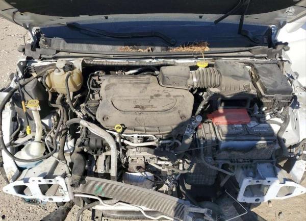 Balts Chrysler Pacifica 2019 Viļņa, ar dzinēja tilpumu 3.61 L un nobraukumu 230 tūkst. km par 7900 €, foto 10 vietnē AUTOMOTO.COM.LV