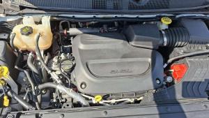 White Chrysler Pacifica 2019 in Kaunas, with an engine capacity of 3.60 L and mileage of 165 thousand km for 14700 €, photo 22 on AUTOMOTO.COM.LV