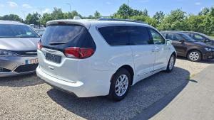 Balts Chrysler Pacifica 2020 Kauņa, ar dzinēja tilpumu 3.61 L un nobraukumu 220 tūkst. km par 15700 €, foto 11 vietnē AUTOMOTO.COM.LV