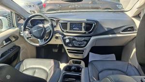 Balts Chrysler Pacifica 2020 Kauņa, ar dzinēja tilpumu 3.61 L un nobraukumu 220 tūkst. km par 15700 €, foto 19 vietnē AUTOMOTO.COM.LV