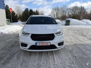 White Chrysler Pacifica 2022 in Klaipeda, with an engine capacity of 3.61 L and mileage of 170 thousand km for 17400 €, photo 4 on AUTOMOTO.COM.LV