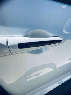 White Chrysler Pacifica 2022 in Telschi, with an engine capacity of 3.61 L and mileage of 178 thousand km for 21400 €, photo 23 on AUTOMOTO.COM.LV