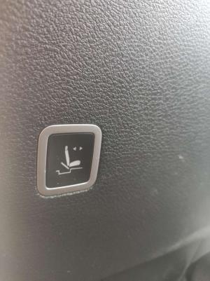 Balts Chrysler Pacifica 2022 Kauņa, ar dzinēja tilpumu 3.60 L un nobraukumu 72 tūkst. km par 12400 €, foto 25 vietnē AUTOMOTO.COM.LV