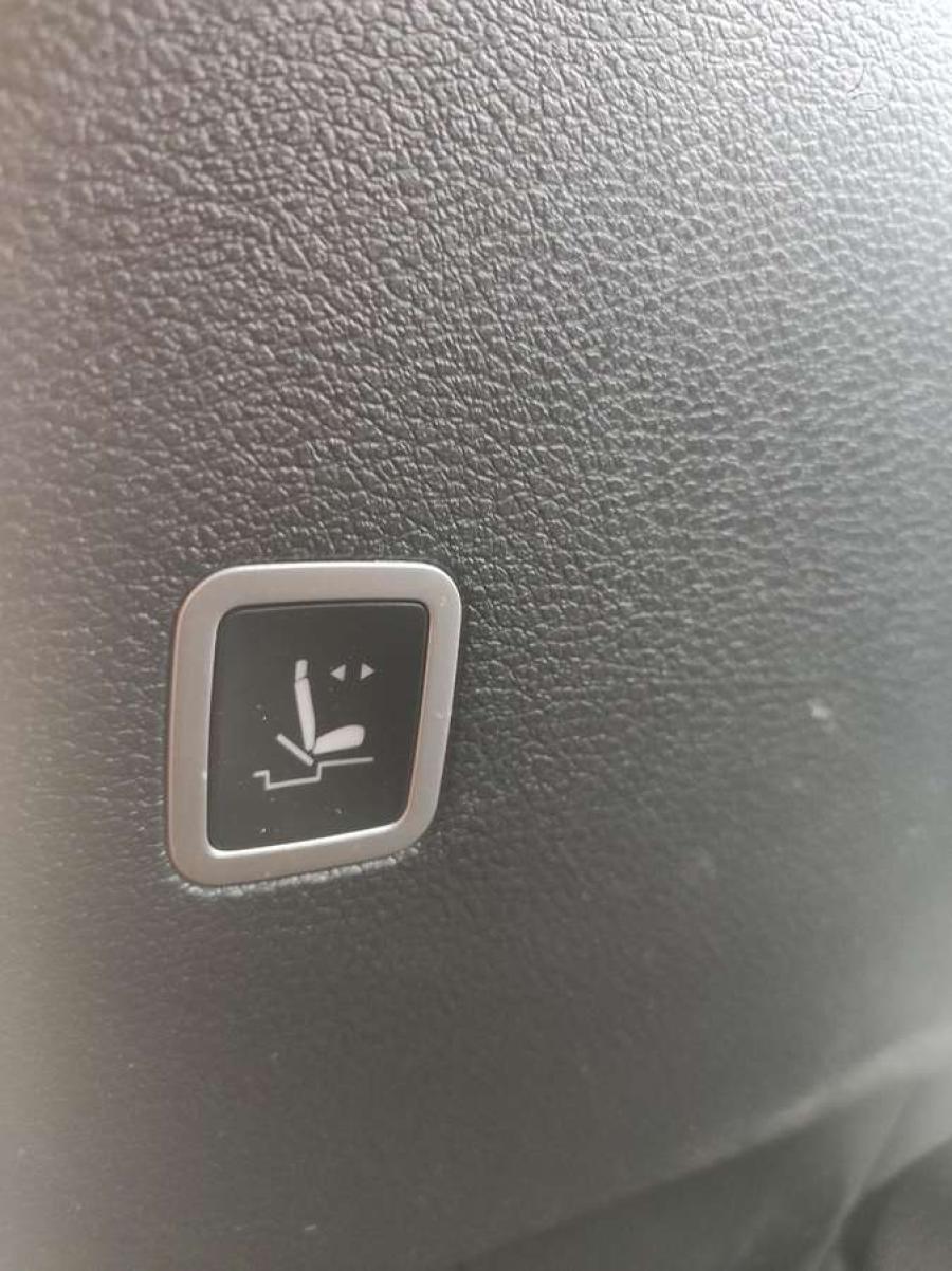 Balts Chrysler Pacifica 2022 Kauņa, ar dzinēja tilpumu 3.60 L un nobraukumu 72 tūkst. km par 12400 €, foto 25 vietnē AUTOMOTO.COM.LV