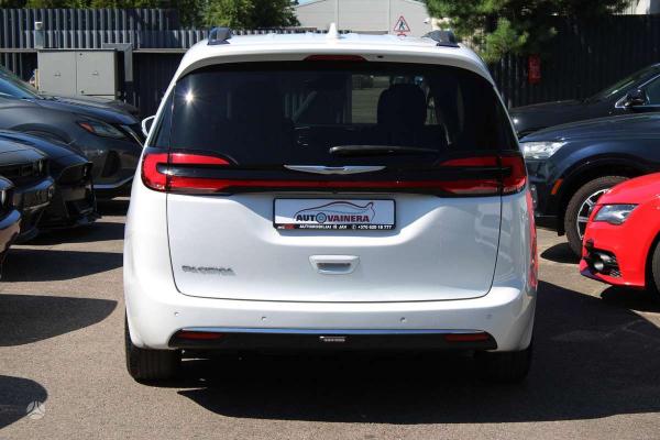 Balts Chrysler Pacifica 2022 Viļņa, ar dzinēja tilpumu 3.61 L un nobraukumu 143 tūkst. km par 20900 €, foto 5 vietnē AUTOMOTO.COM.LV