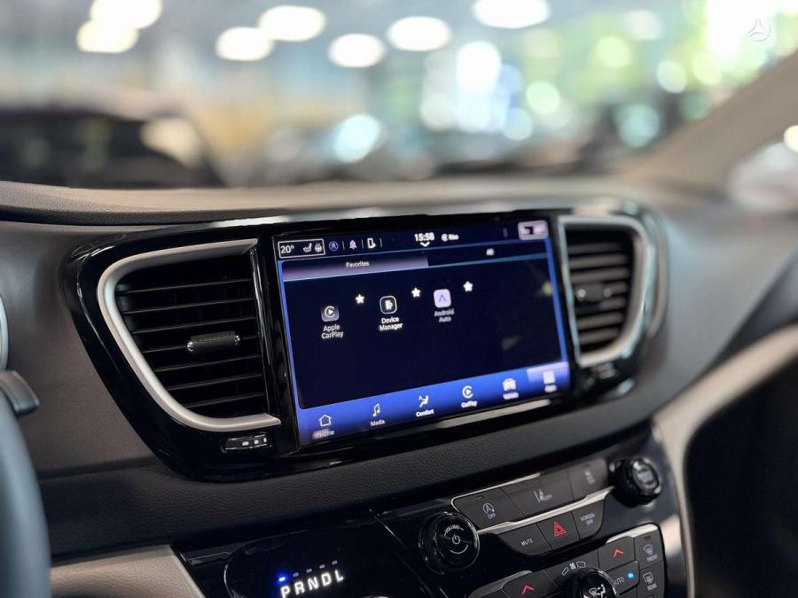 Белый Крайслер Пасифик 2022 в Клайпеда, объемом двигателя 3.61 л и пробегом 157 тыс. км за 19900 €, фото 25 на AUTOMOTO.COM.LV