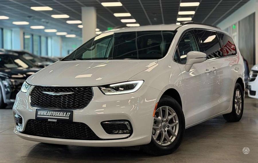 Balts Chrysler Pacifica 2022 Klaipėda, ar dzinēja tilpumu 3.61 L un nobraukumu 157 tūkst. km par 19900 €, foto 26 vietnē AUTOMOTO.COM.LV