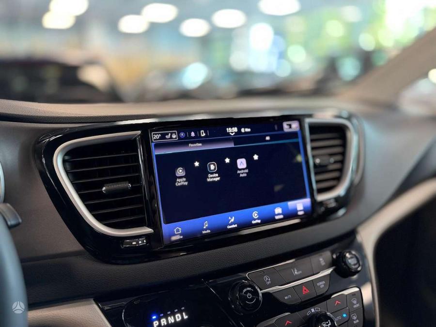 Balts Chrysler Pacifica 2022 Klaipėda, ar dzinēja tilpumu 3.61 L un nobraukumu 157 tūkst. km par 19900 €, foto 30 vietnē AUTOMOTO.COM.LV