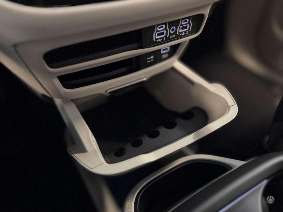 Balts Chrysler Pacifica 2022 Klaipėda, ar dzinēja tilpumu 3.61 L un nobraukumu 157 tūkst. km par 19900 €, foto 41 vietnē AUTOMOTO.COM.LV